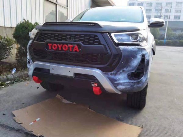 Toyota Hilux 2021 Grille - 4x4 Accessories